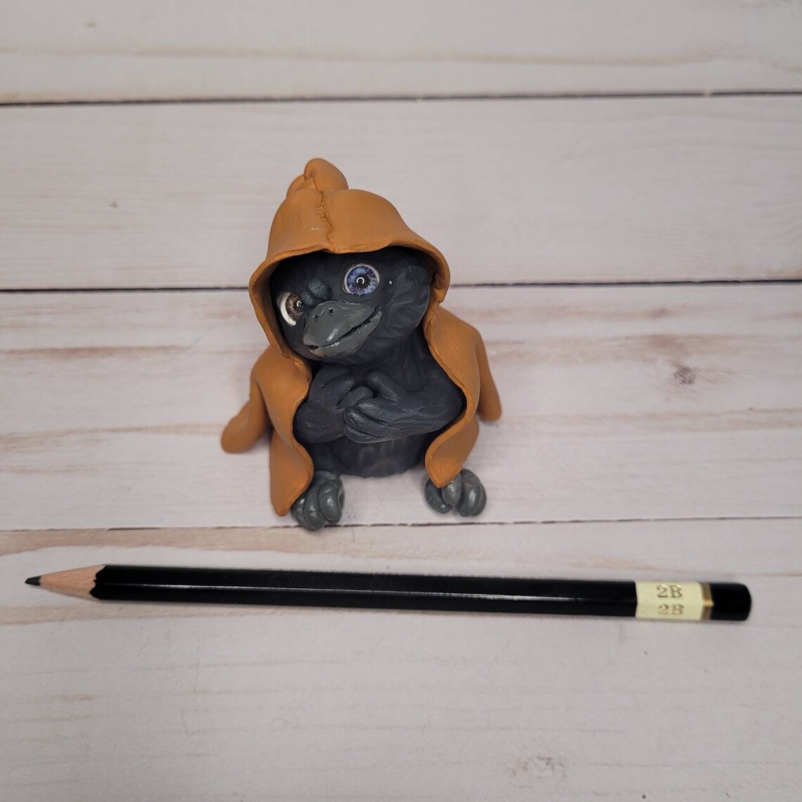 Cute Kenku figurine raven bird sculpture | Etsy