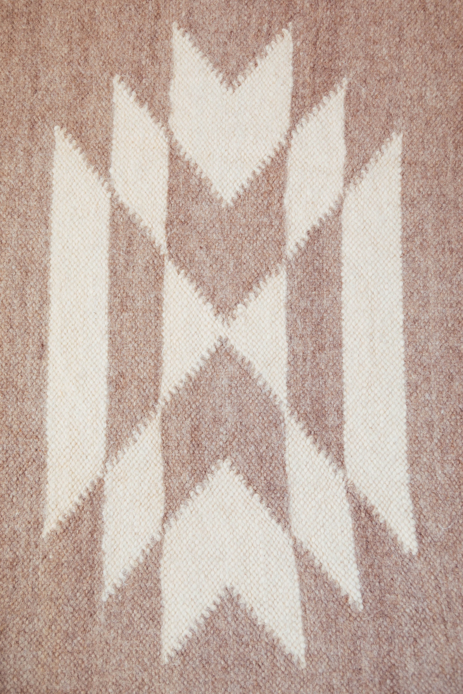 Neutral Beige Aztec Rug With White Pattern 5x7, Large Wool Area Rug ...