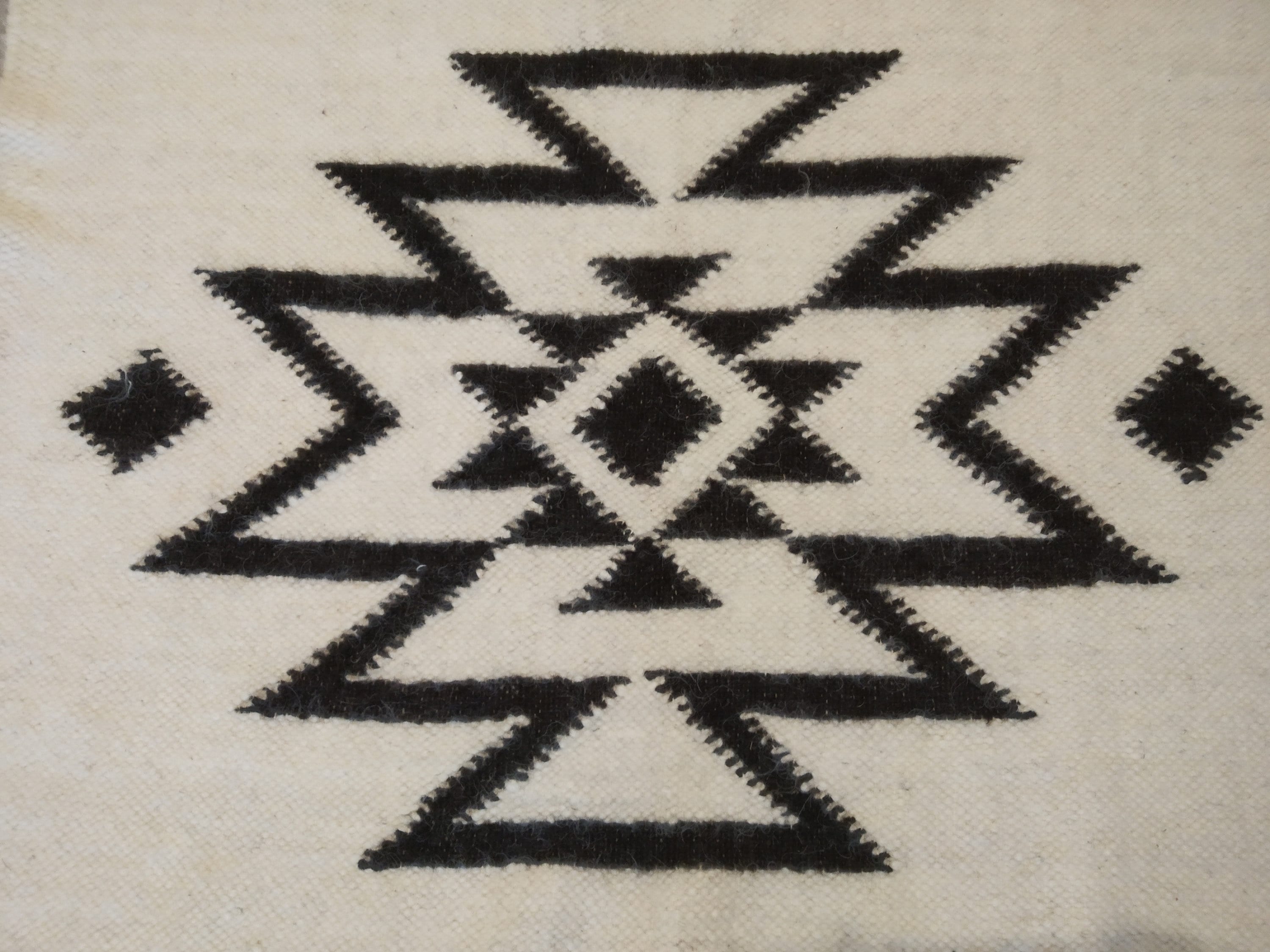 White and Black Aztec Wool Area Rug 67 х 76 White - Etsy