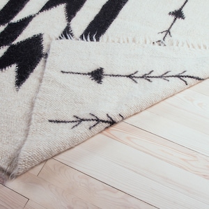 White and Black Aztec Wool Area Rug 6х7, Large White Aztec Rug, White ...