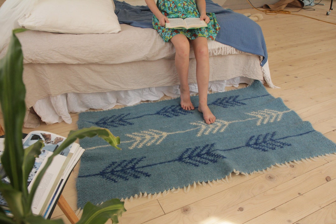 Small Blue Rug With Arrows 32 х 60 Blue Wool Mat - Etsy