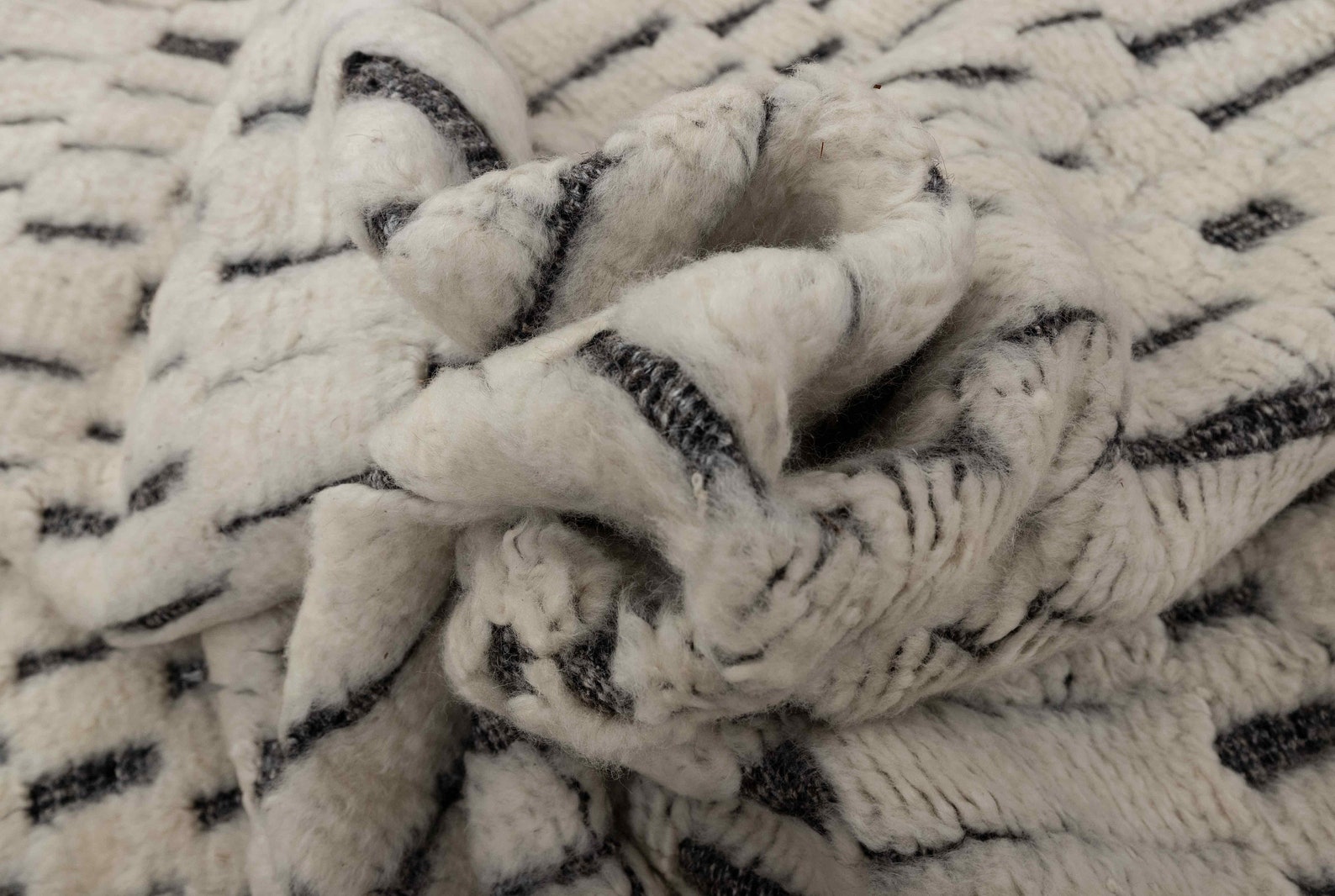 Bohemian Shag Style Ivory Wool Hand Knotted Moroccan Beni - Etsy