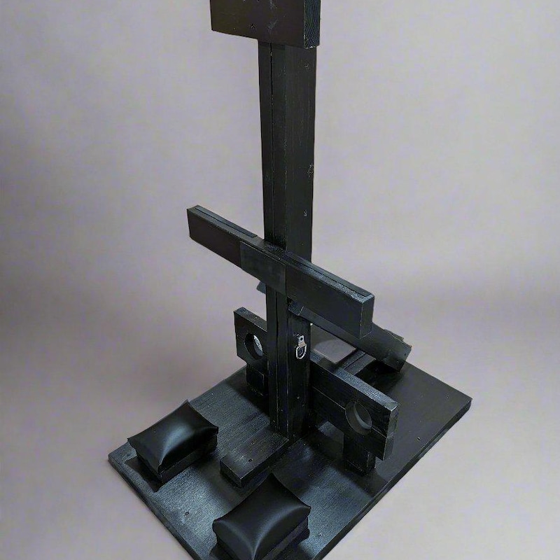 Stockade Restraint - Etsy