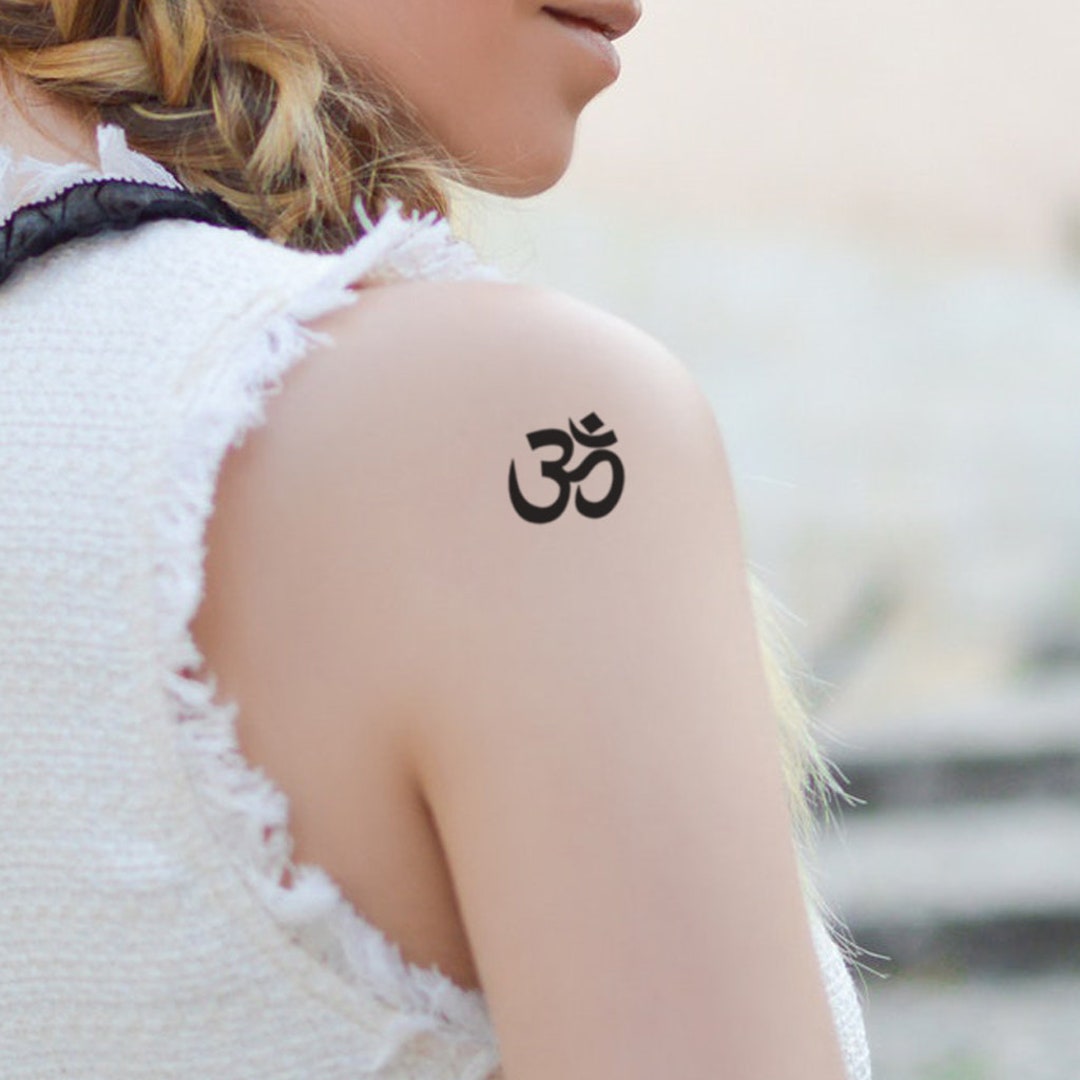 Om Symbol Tattoo (set of 2) - Om Temporary Tattoo / Religious Temporary ...