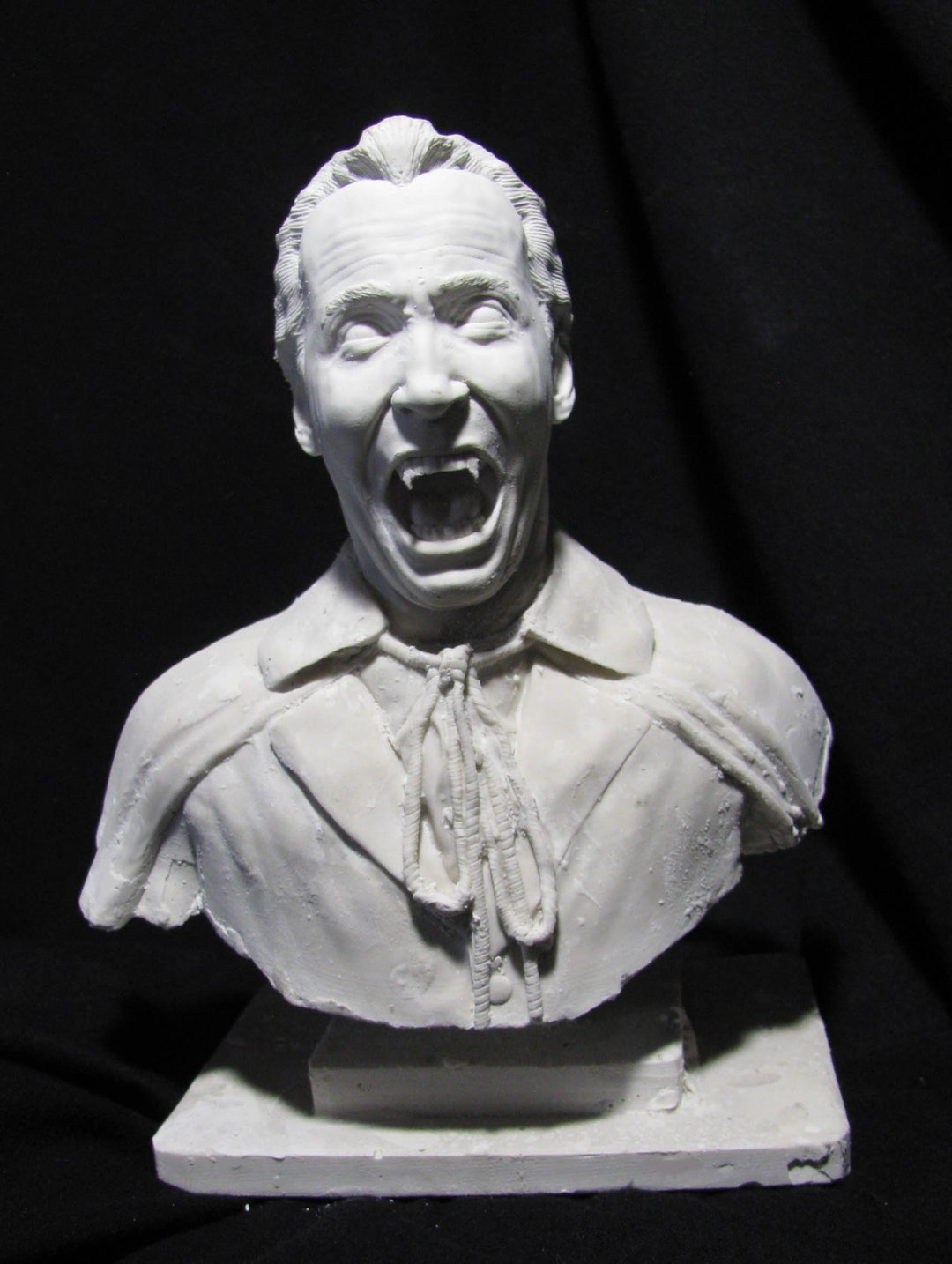 Hammer Horror Christopher Lee Screaming Dracula Statue Portrait Bust ...