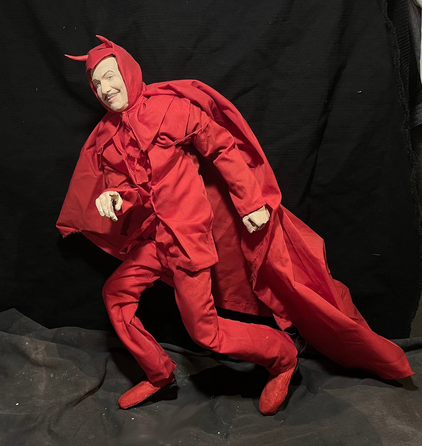 Vincent Price Devil Portrait Figure - Etsy