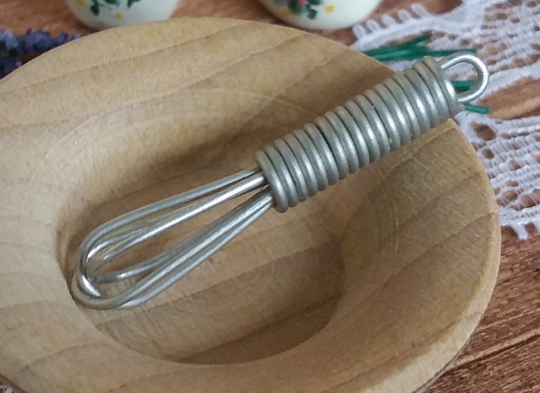 Miniature Whisk for Dollhouse Kitchens, Mini Doll Egg Beater, Mini Doll ...