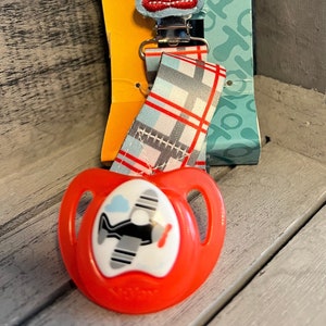Nuby Pacifier W/ Paci-finder - Etsy