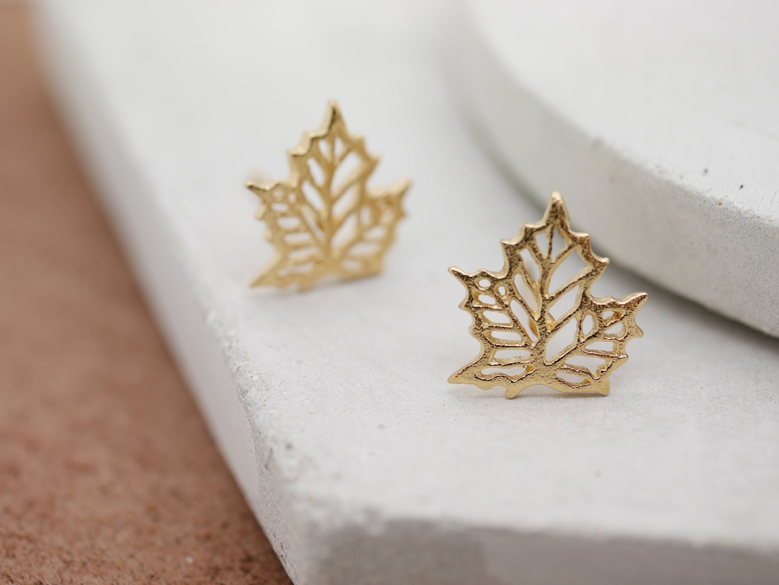 Maple Leaf Earrings, Leaf Earrings, Leaves Earrings, Gold Leaf Earrings ...