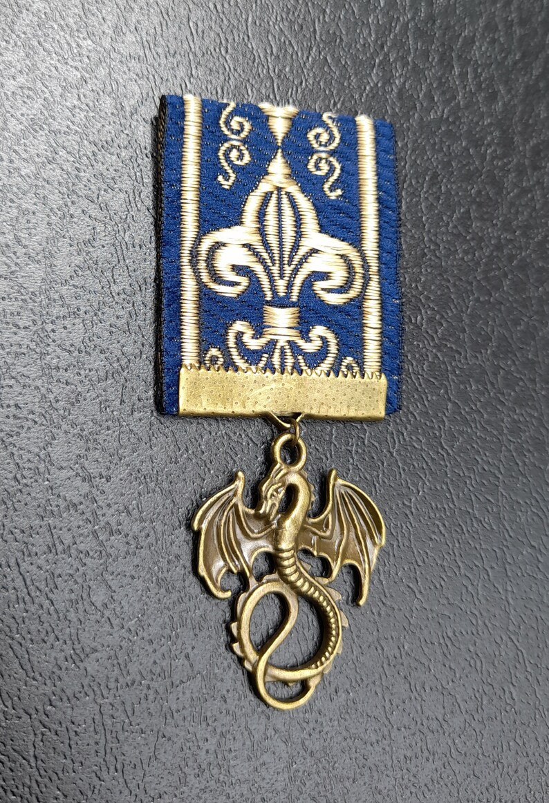Medal Bronze Brocade Fleur De Lys Dragon Brooch Gothic Steampunk Larp ...