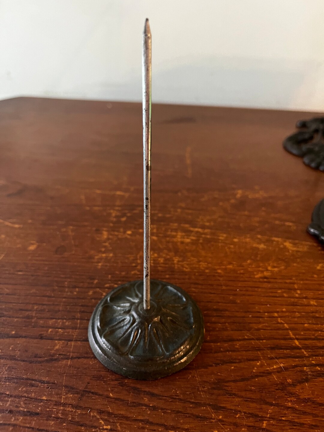 Antique Vintage Farmhouse Primitive Cast Iron Bill Receipt Holder ...