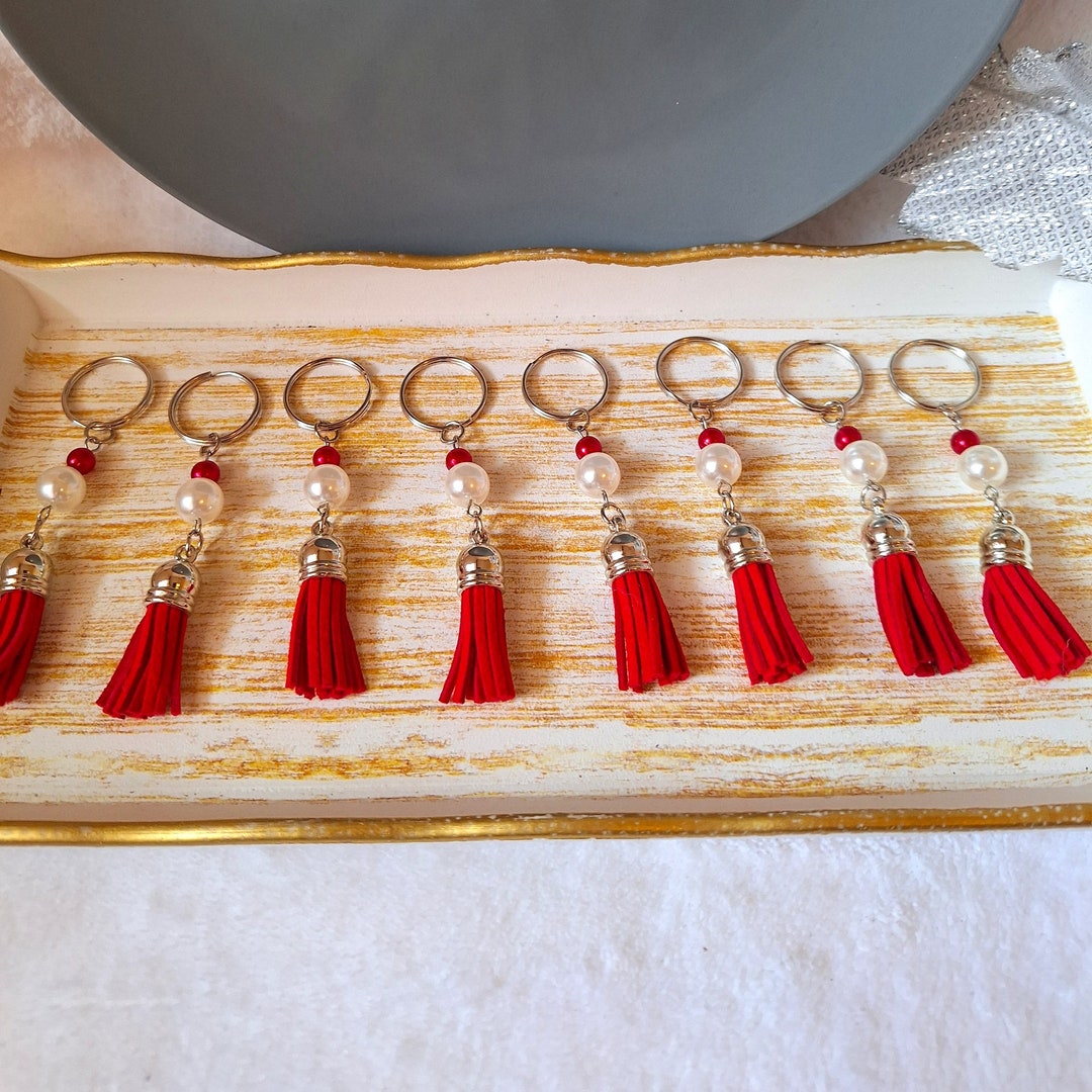 50 Red Tassel Keychains Favors Sweet 16 Party Favors for Girls ...