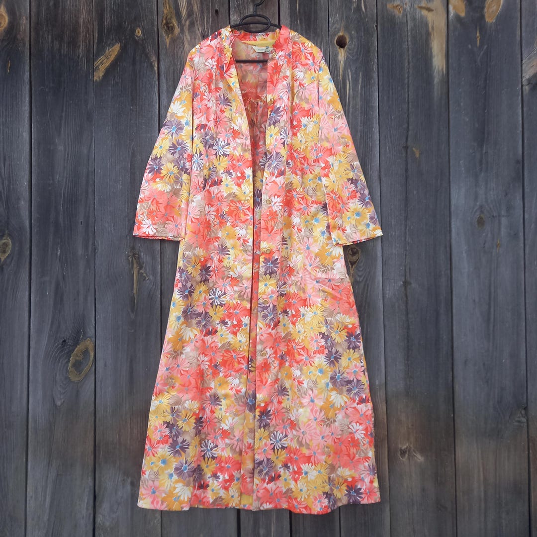 70s Summer Suit Women Pompadour 1970s Vintage 2 Piece Chiffon ...