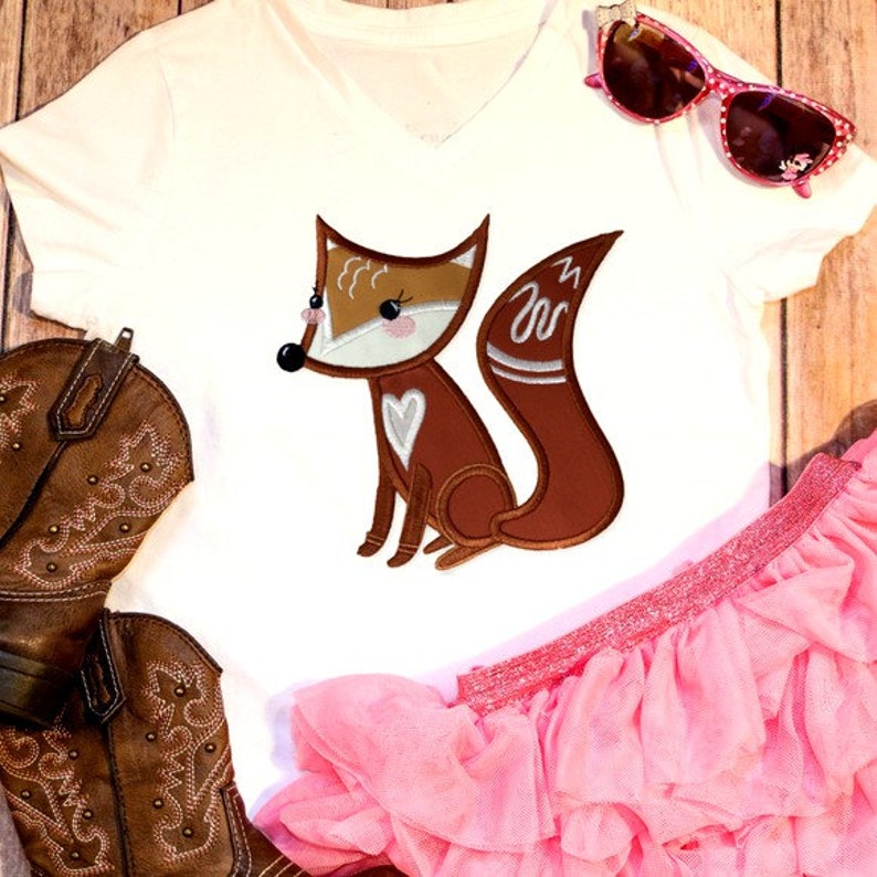 Heart Fox Applique Design, Fox Embroidery Pattern, Fox Designs, Fox ...