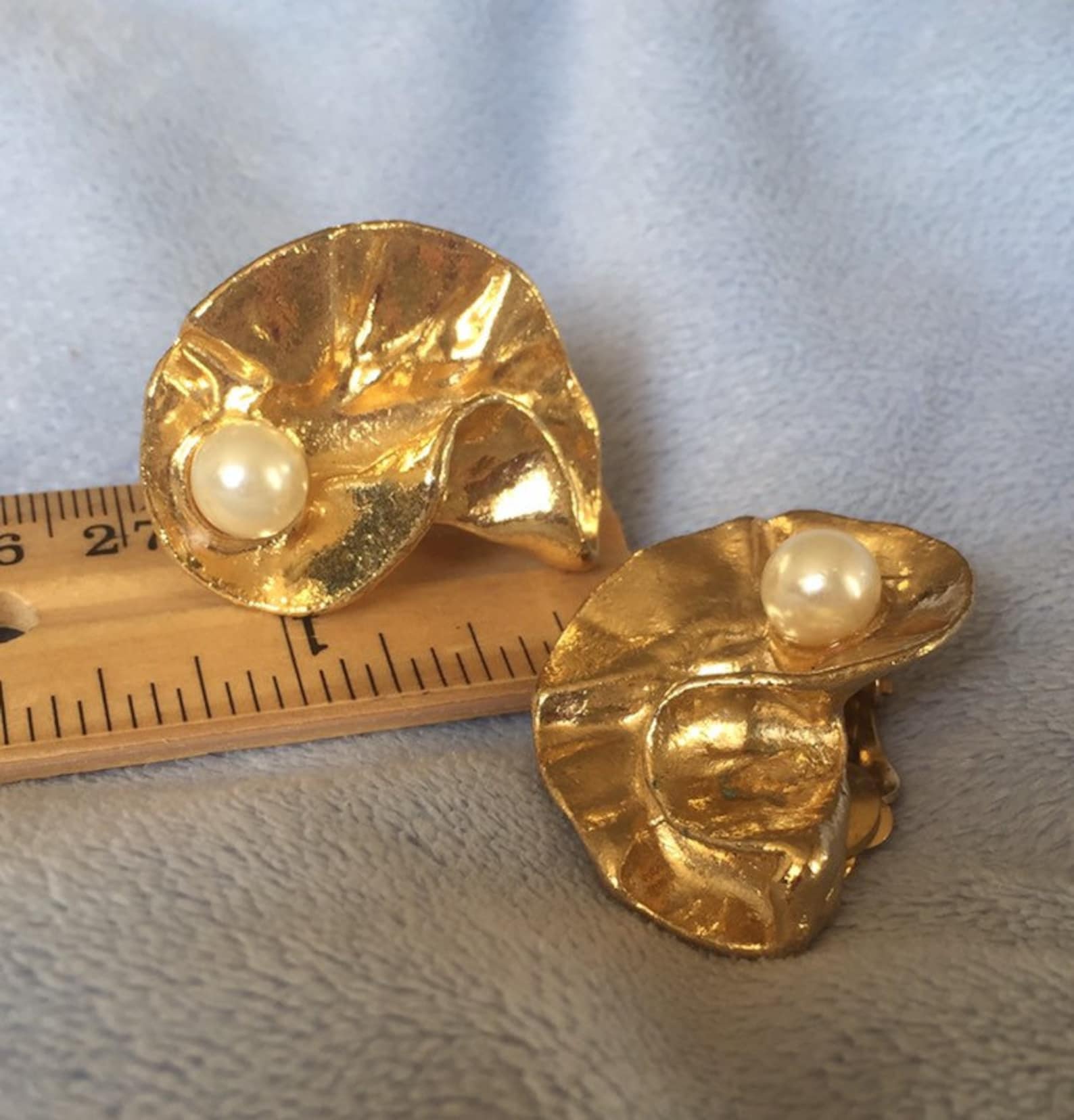 Vintage Ribbon Yves Saint Laurent Style Unmarked Clip on - Etsy