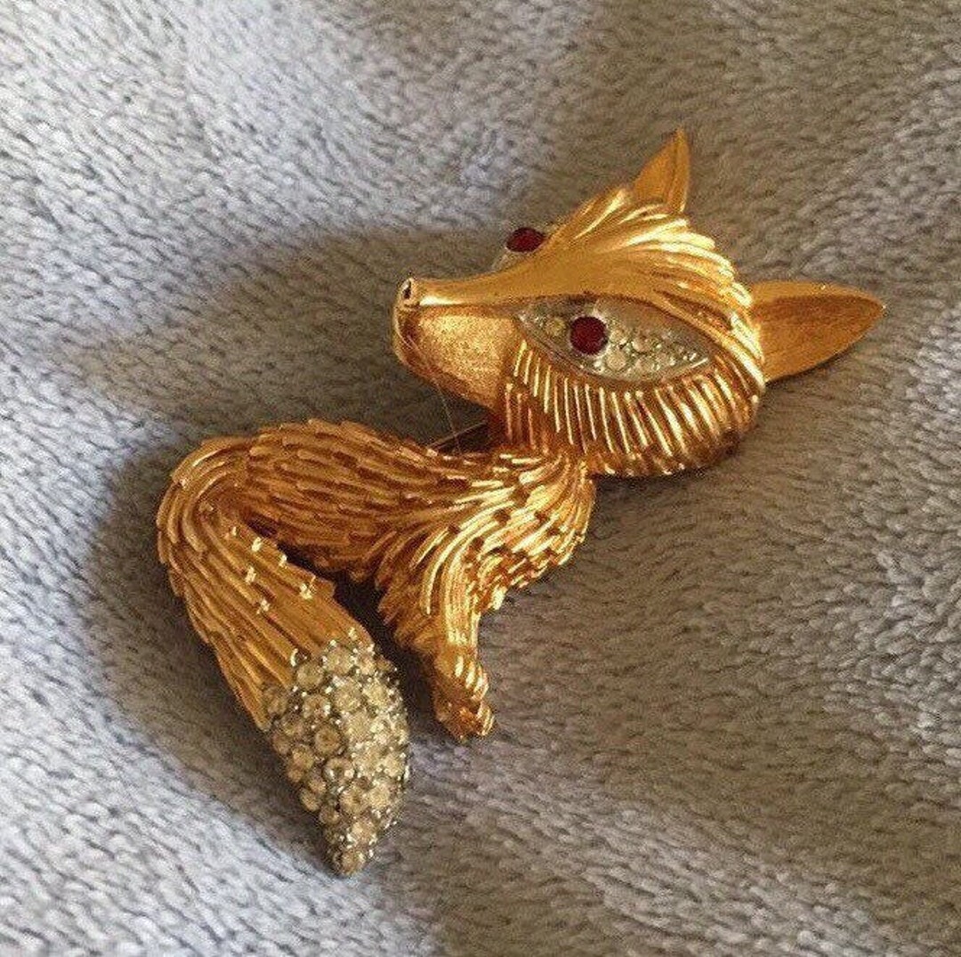 Vintage 1940-1950 Red Eyed Fox Pin Brooch Foxy Lady W/rhinestones 2 - Etsy