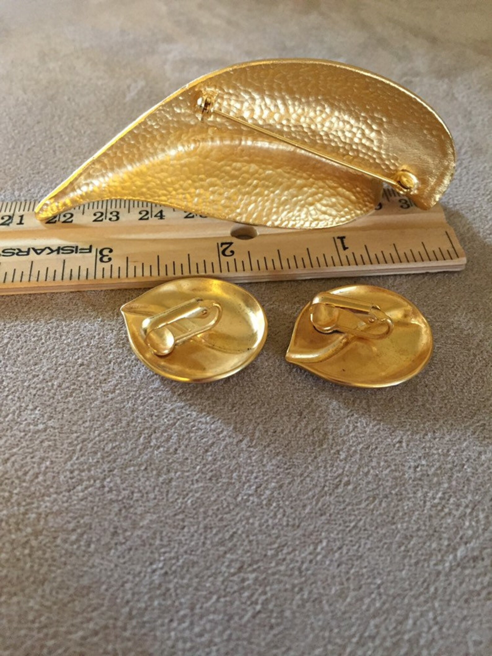 Vintage Matte Gold Large Pin and Earrings Plain Brushed Gold - Etsy