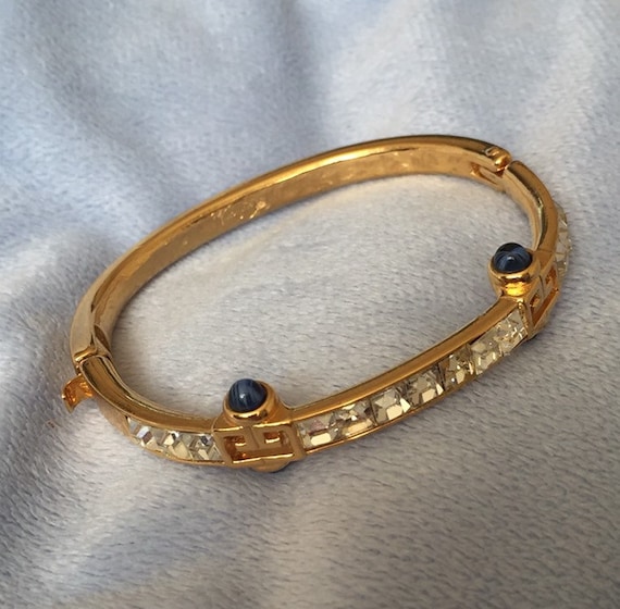 Vintage Bijoux Givenchy Logo Bangle gripoix Bracelet - Gem