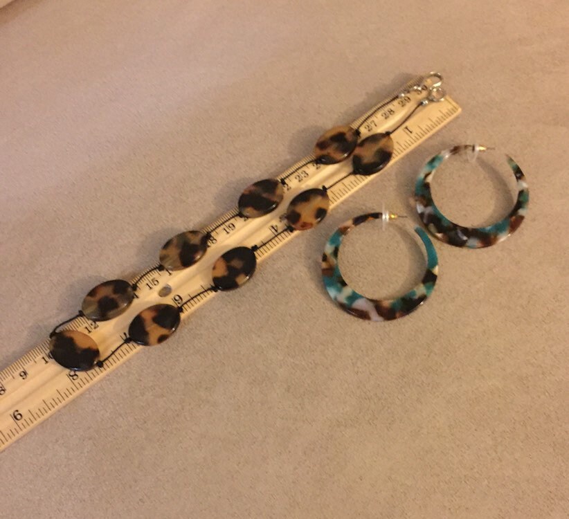 Vintage Lucite Shell Choker Necklace and Hoop Moon Earrings - Etsy