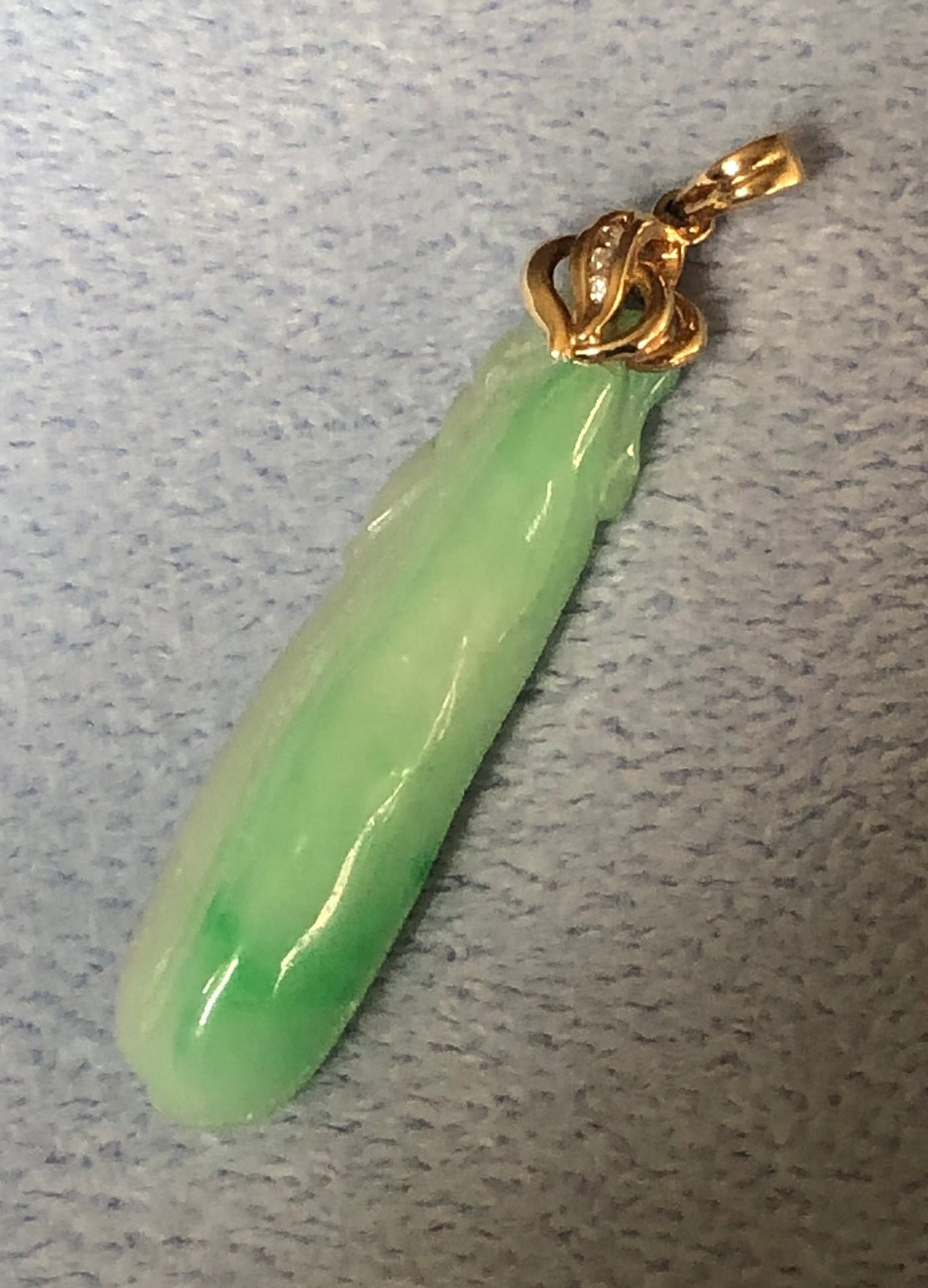 Apple Green Jade 18K 750 Pendent W/channel Set Diamonds - Etsy