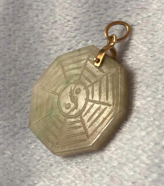 Antique Ying Yang 14K Carved Jade Spider Web Octagon … - Gem