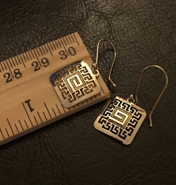 vintage greek key square - Gem