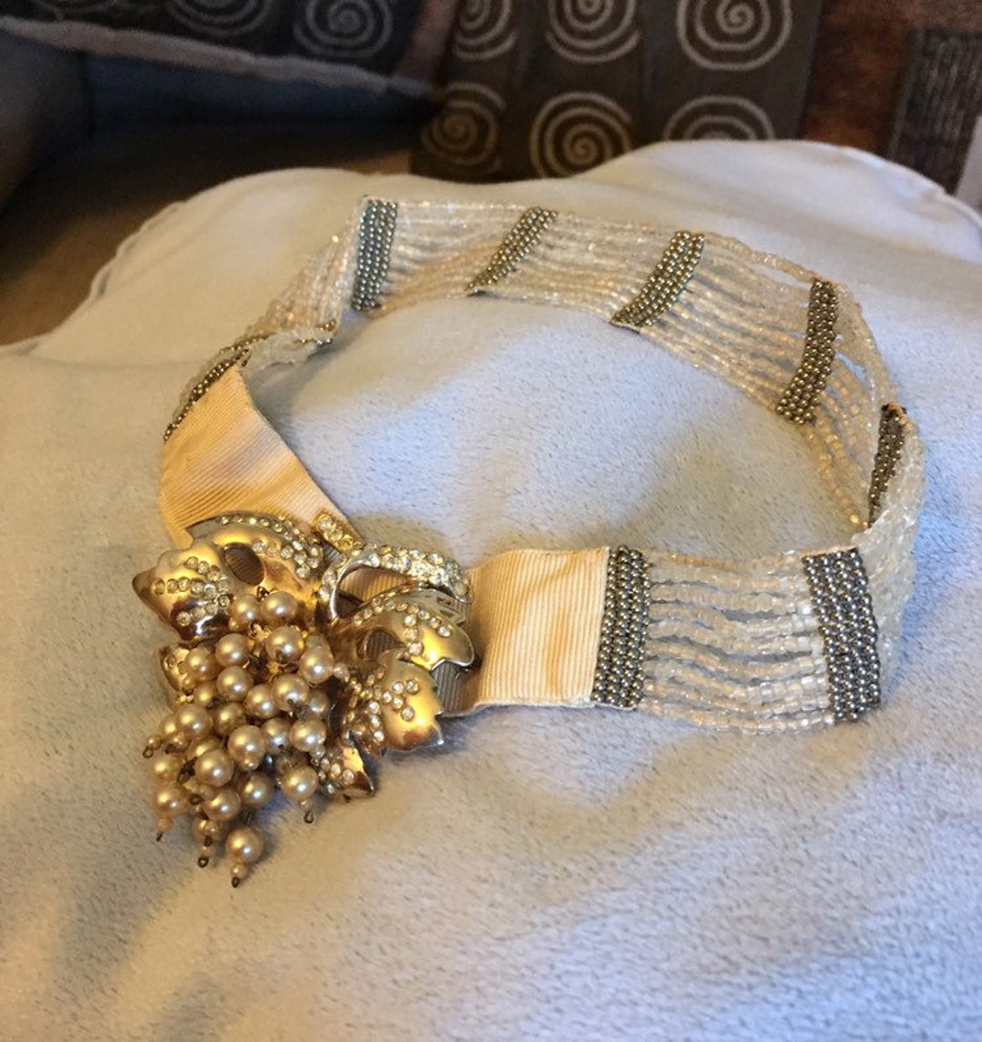 Vintage Art Deco Flapper’s Cream White Beaded and Ribbon Choker ...