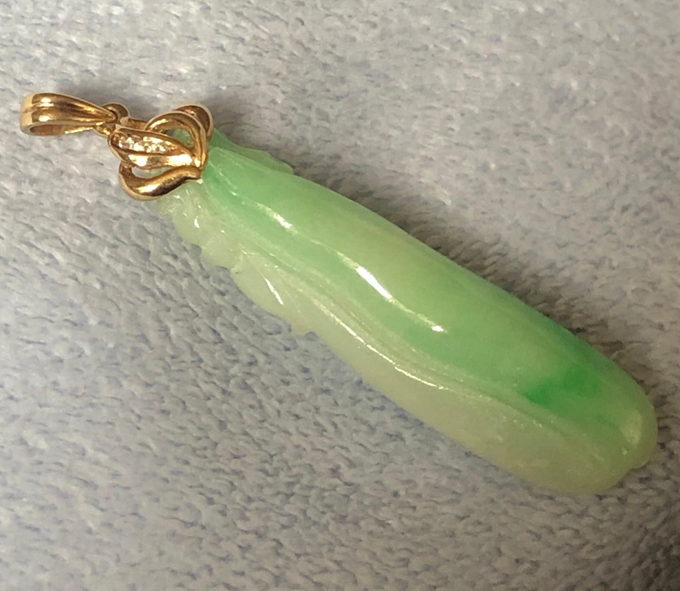 Apple Green Jade 18K 750 Pendent W/channel Set Diamonds - Etsy
