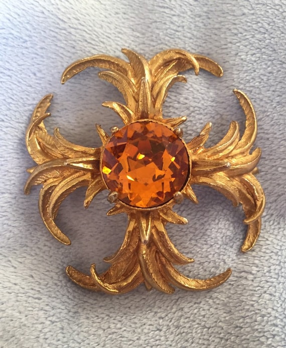 Large Cross Pendent by Van Dell 1/20 12k Gold Filled - Gem