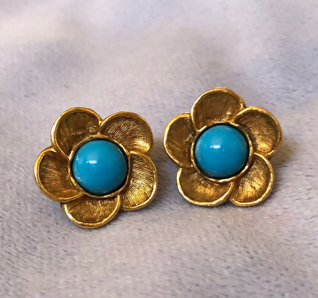 MMA Metropolitan Museum of Art Large Stud Earrings W/faux Turquoise - Etsy