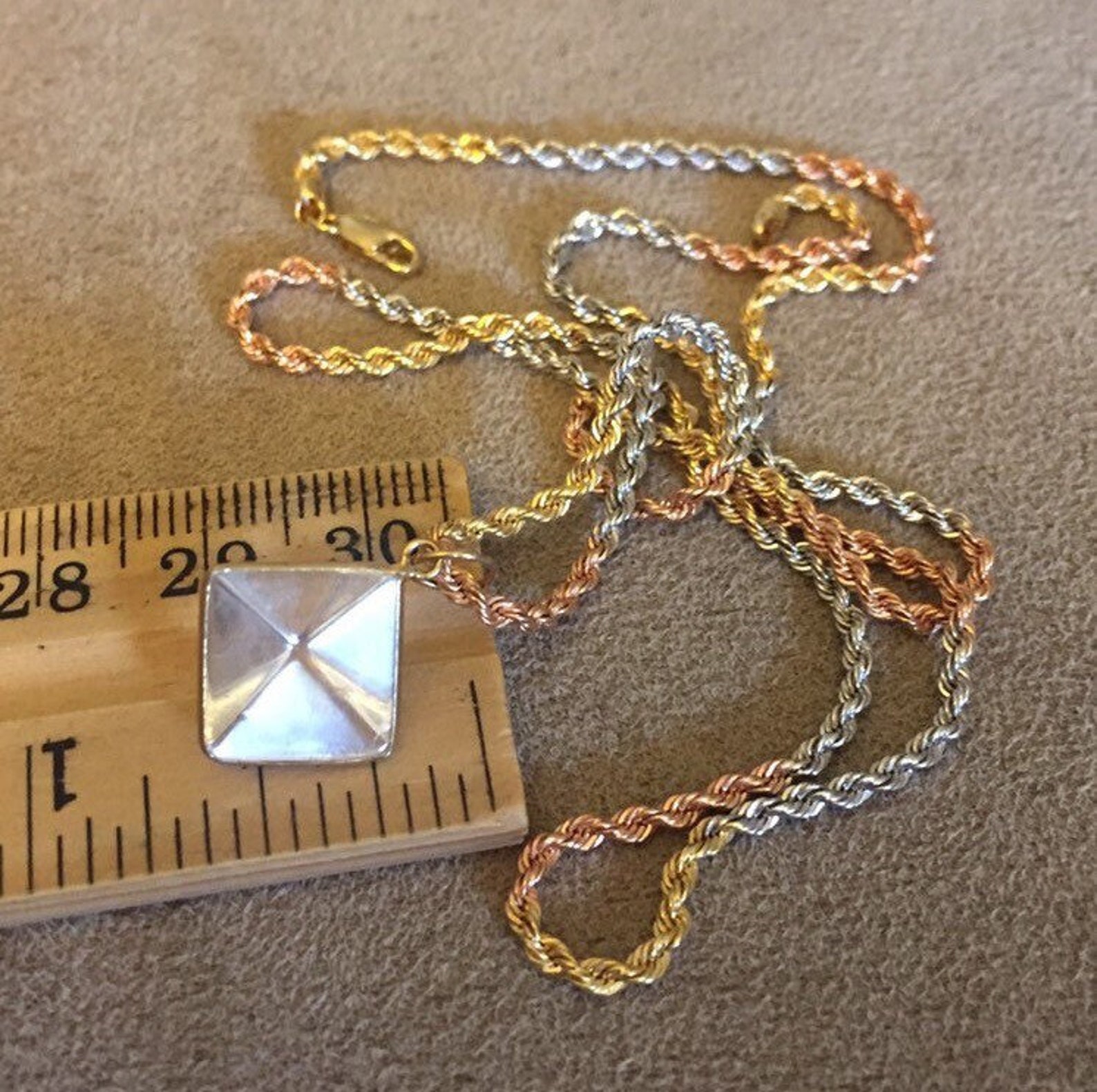 1980s Vintage Multicolor 18K Solid Gold 750 Rope Chain W/pyramid Rock ...