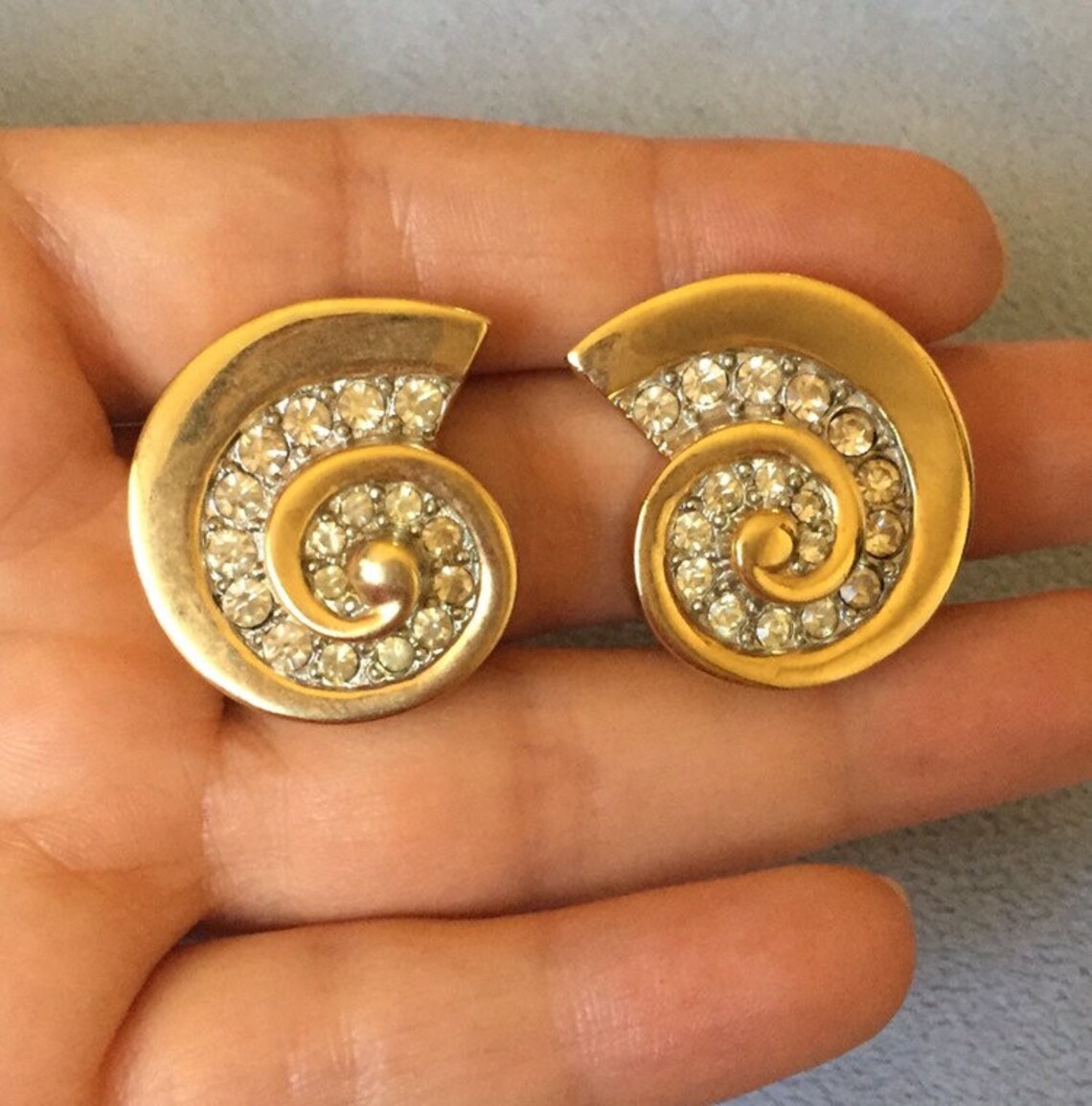Vintage Givenchy Swirl Shell Runway Gripoix Earrings - Etsy
