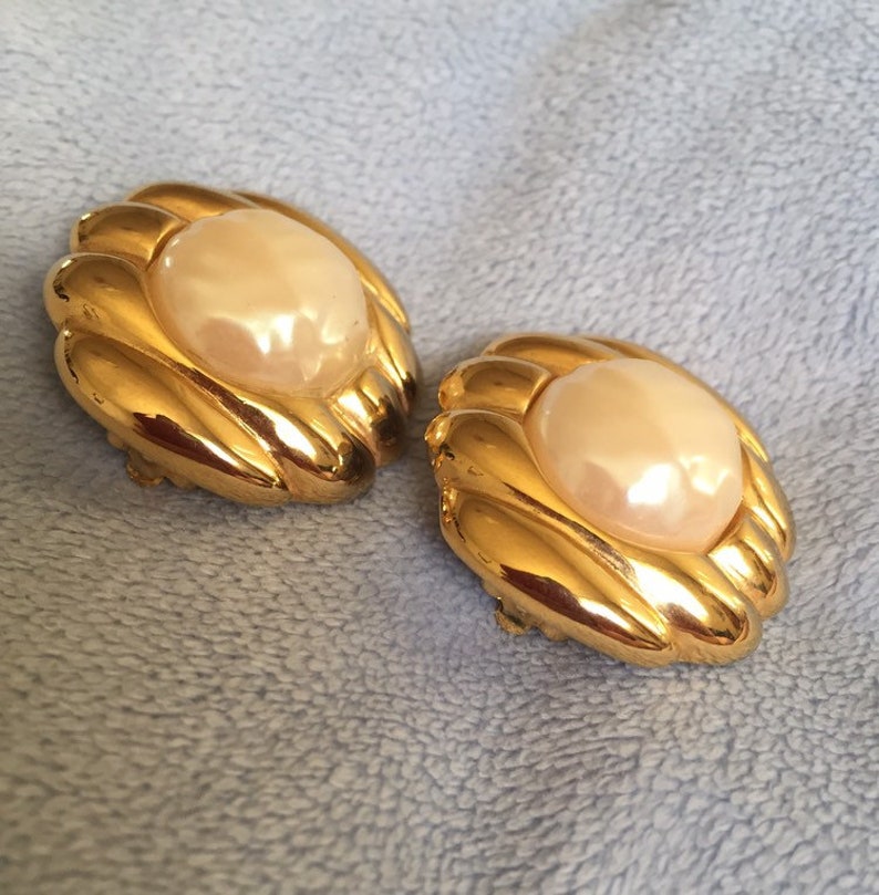 Vintage Givenchy Bijoux Pearl Clip on Earrings - Etsy