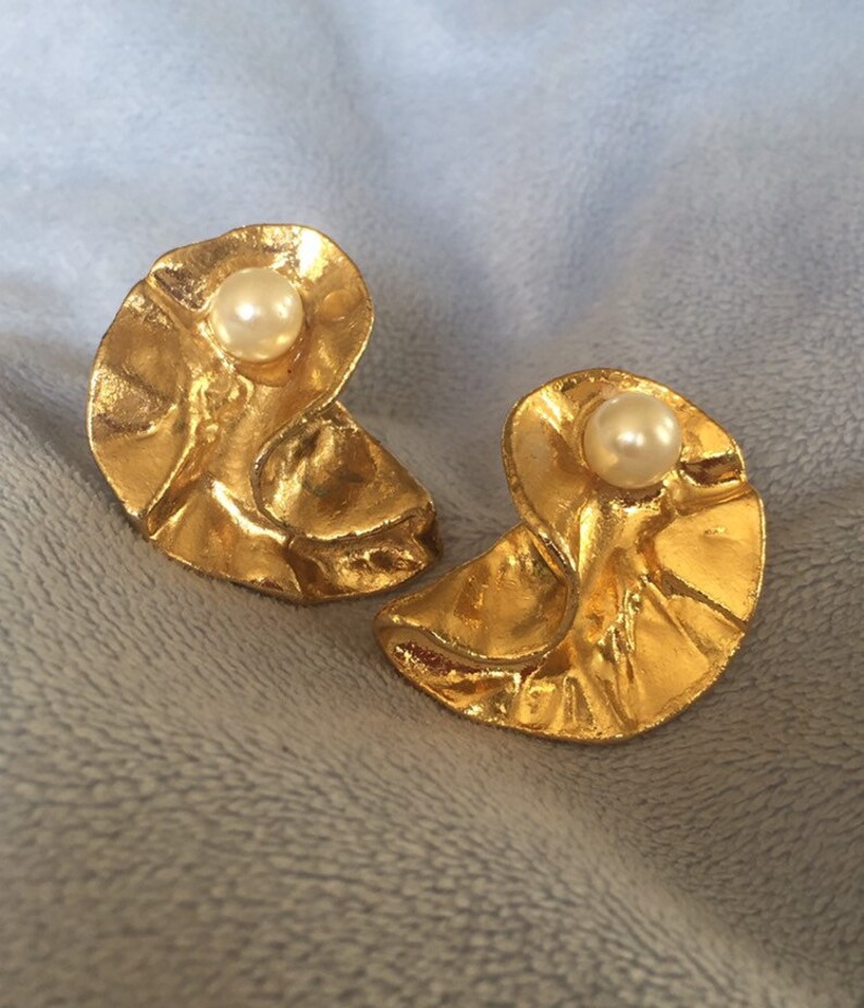 Vintage Ribbon Yves Saint Laurent Style Unmarked Clip on | Etsy