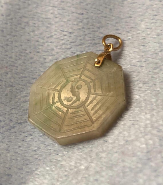 Antique Ying Yang 14K Carved Jade Spider Web Octagon … - Gem