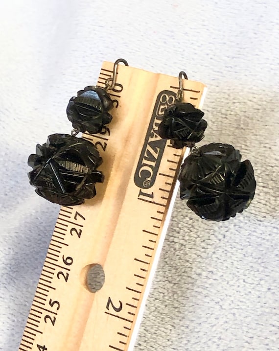 Antique Victorian Carved Whitby Jet orb Gothic earrin… - Gem