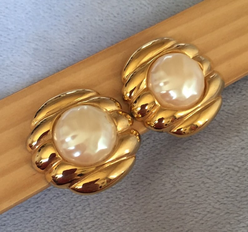 Vintage Givenchy Bijoux Pearl Clip on Earrings - Etsy