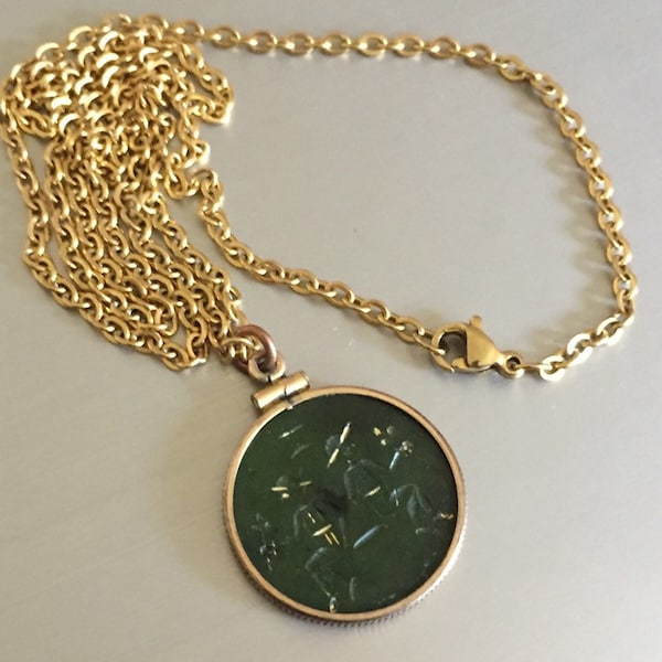 Jade Gold Pendant - Etsy