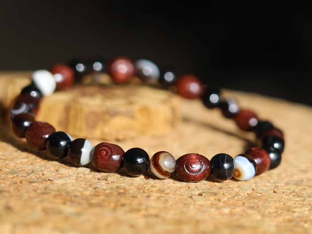 4 Models Unique Natural Bracelets. Engraved Stylized Spiral Decoration ...
