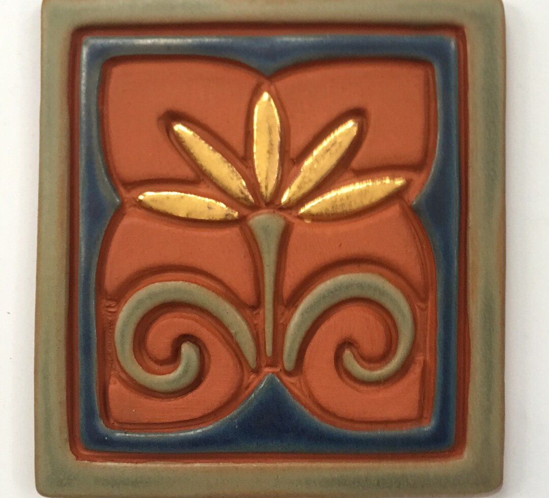 Handmade Lily Tile / Ceramic Art Tile / Ready to Hang / - Etsy