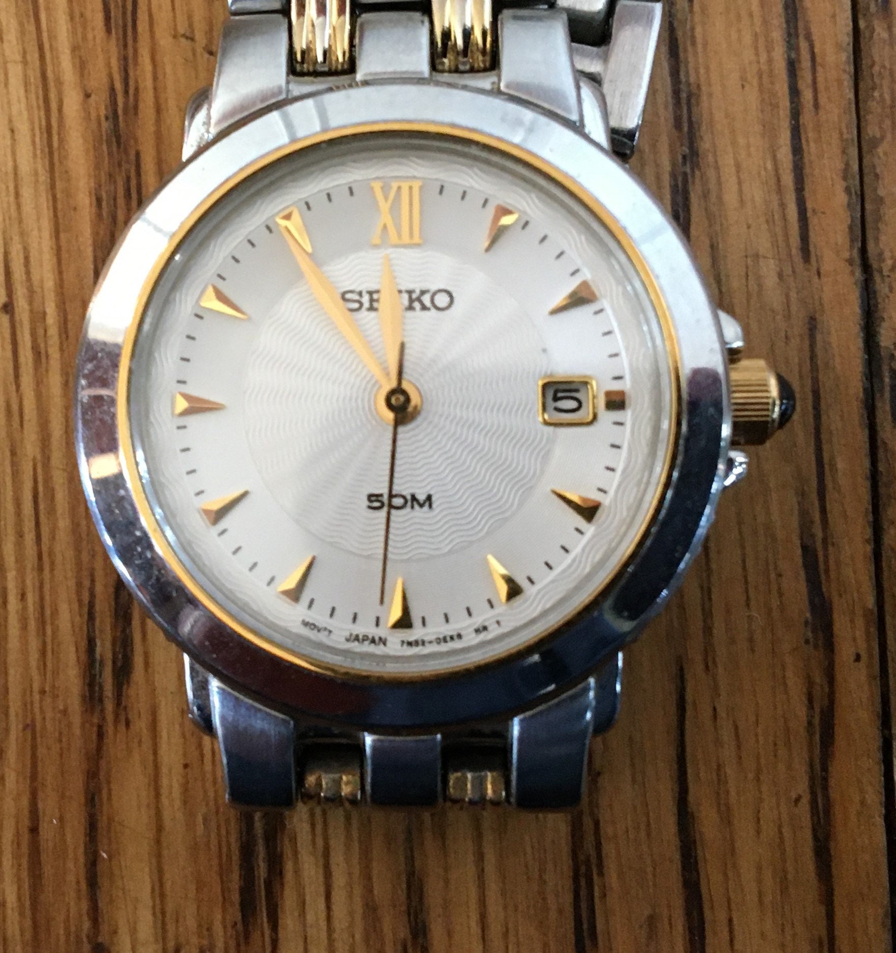 Vintage Seiko 7N82-0BR0 Round Ladies Watch, NEW Battery - Etsy
