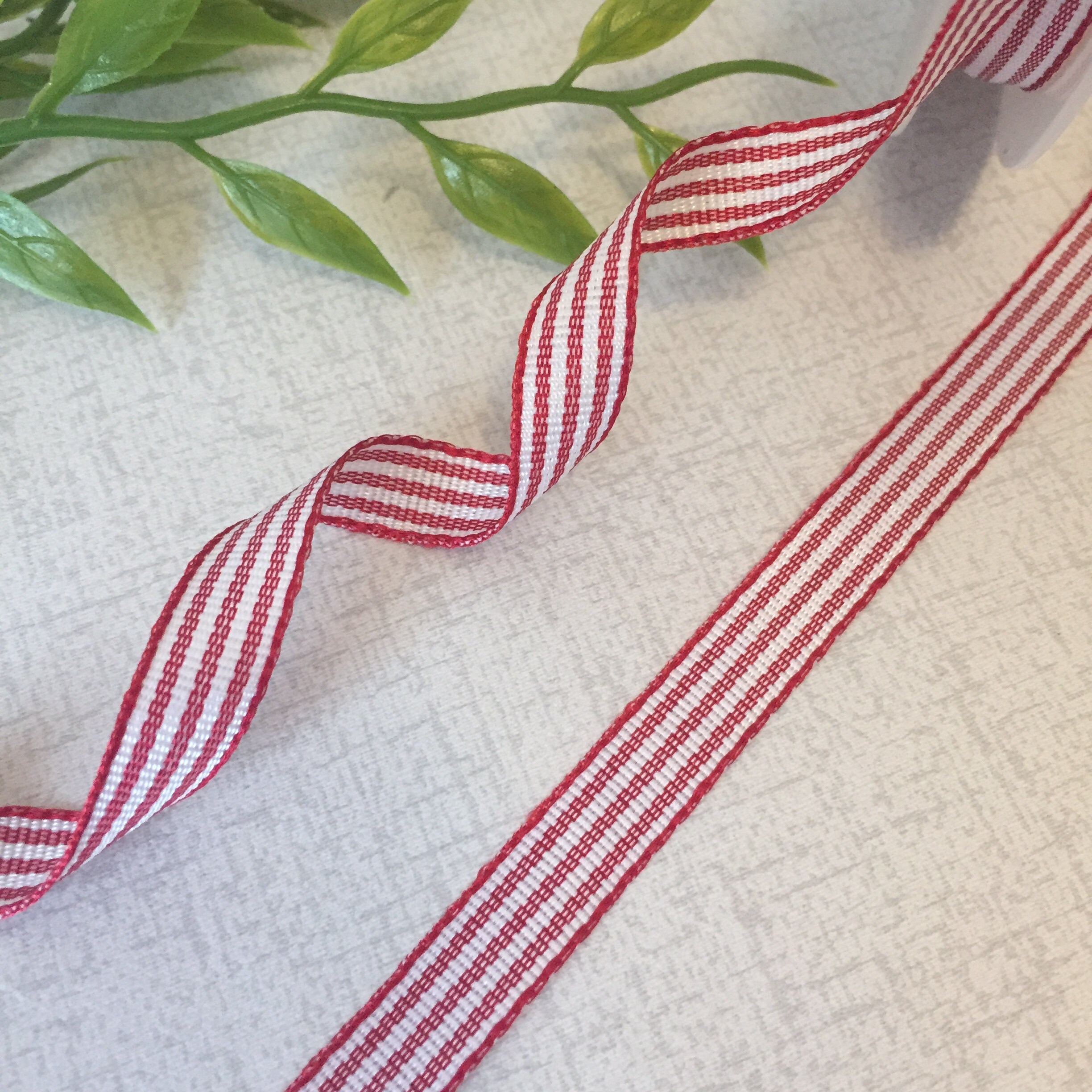 Red Stripe Ribbon per 3 Metres 10mm Wide Candy Stripe - Etsy UK