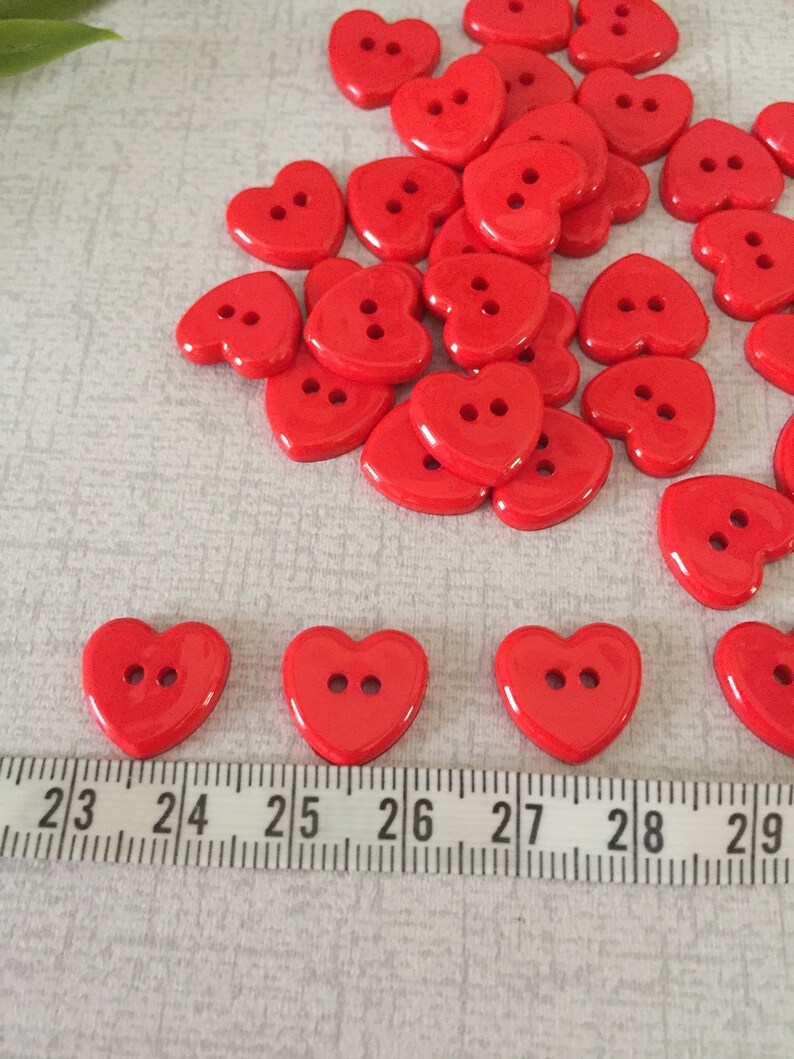 Red Heart Buttons Pack of 25 Heart Shaped Buttons BTHR-RD-25 - Etsy