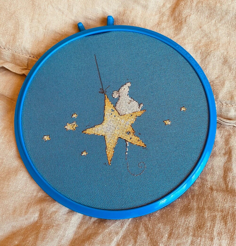 Mouse Sitting on the Star Cross Stitch Pattern Big Star Cross Stitch - Etsy