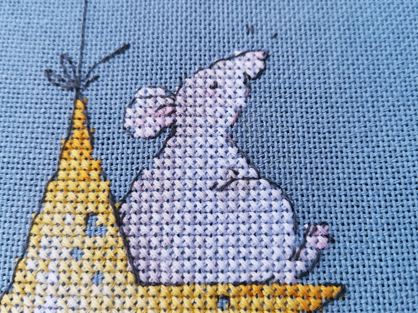 Mouse Sitting on the Star Cross Stitch Pattern Big Star Cross Stitch - Etsy