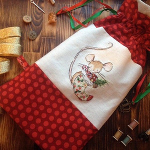 Mouse With Christmas Stocking Cross Stitch Pattern Christmas Mouse ...