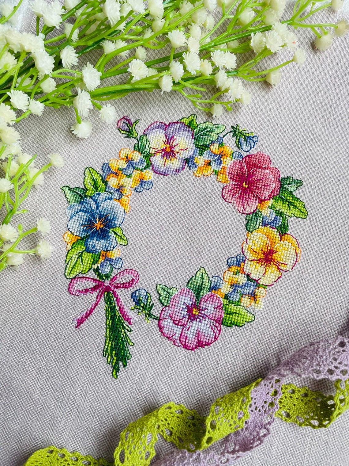 Violet Wreath Cross Stitch Pattern Violas Cross Stitch Floral Wreath ...