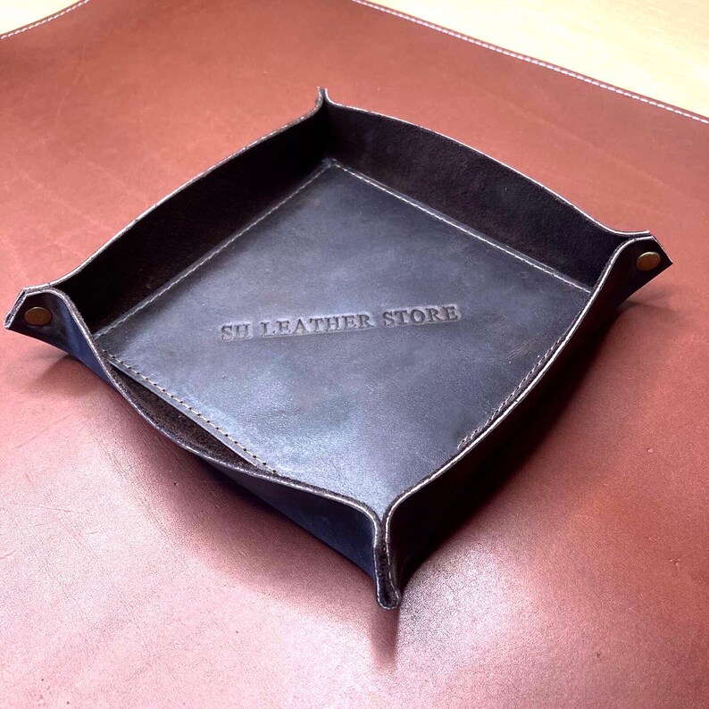 PERSONALIZED LEATHER TRAY Leather Catch All Tray Made of Crazy - Etsy UK