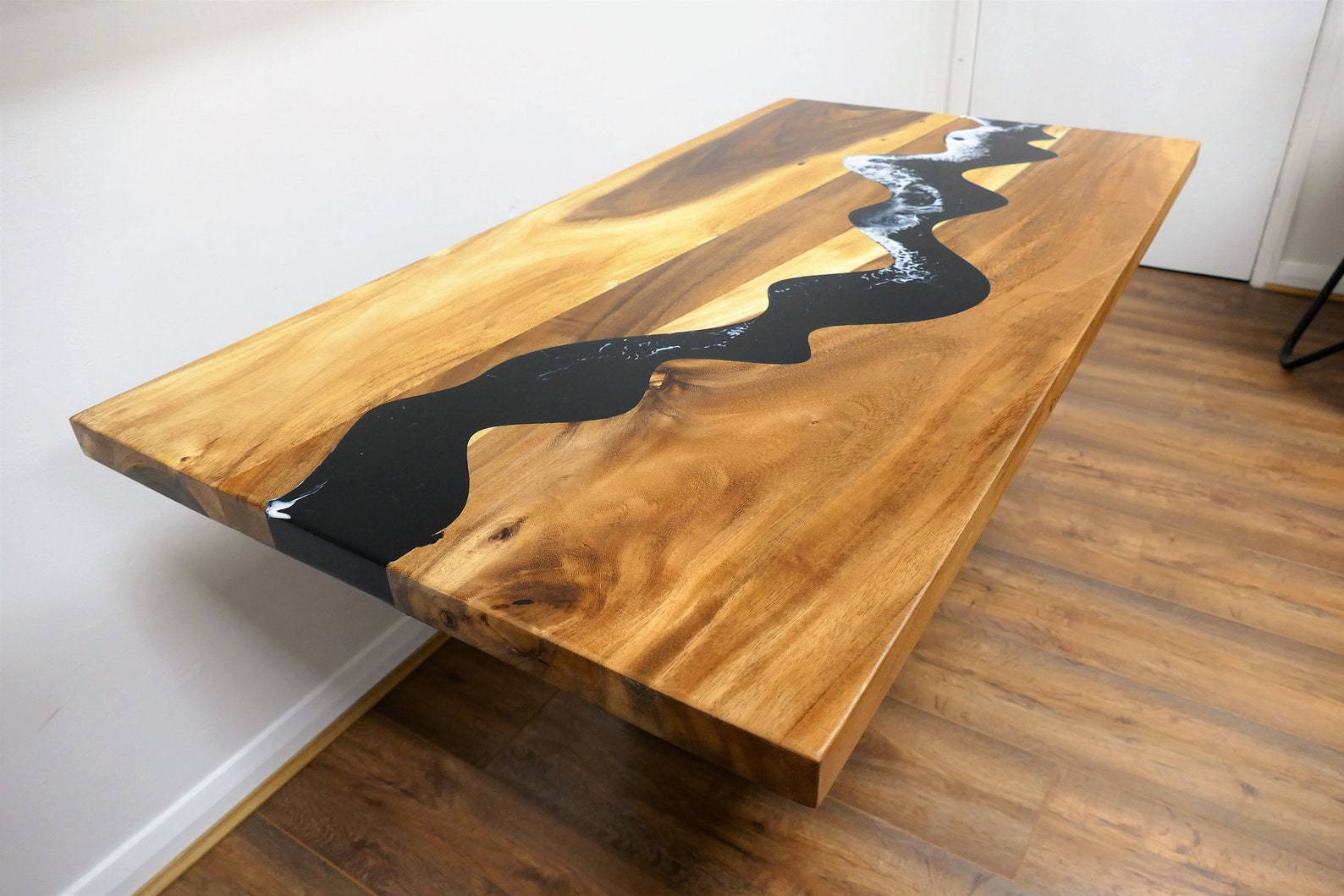4ftx2ft Resin Dining Table Epoxy Resin Table Walnut Slab - Etsy UK