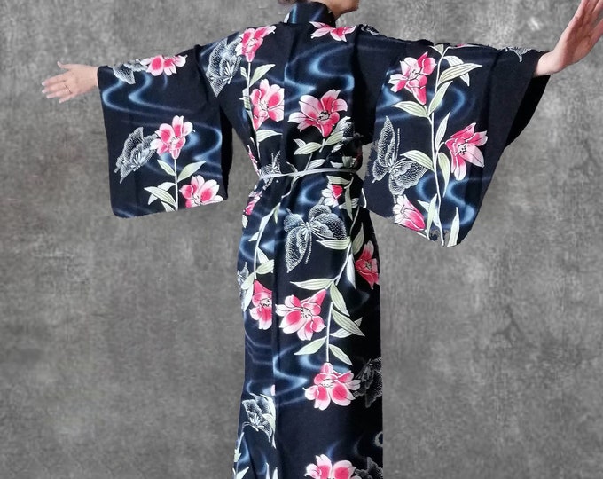 Vintage Japanese Yukata Butterfly and Lily Dressing Gown Floral Cotton ...